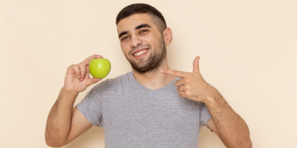 Does Eating Apples Clean Your Teeth? Exploring the Truth